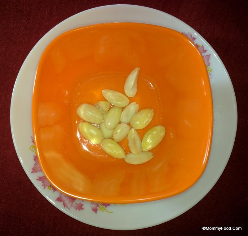 Jeera Poori - Step By Step Recipe In Pictures | MommyFood.Com