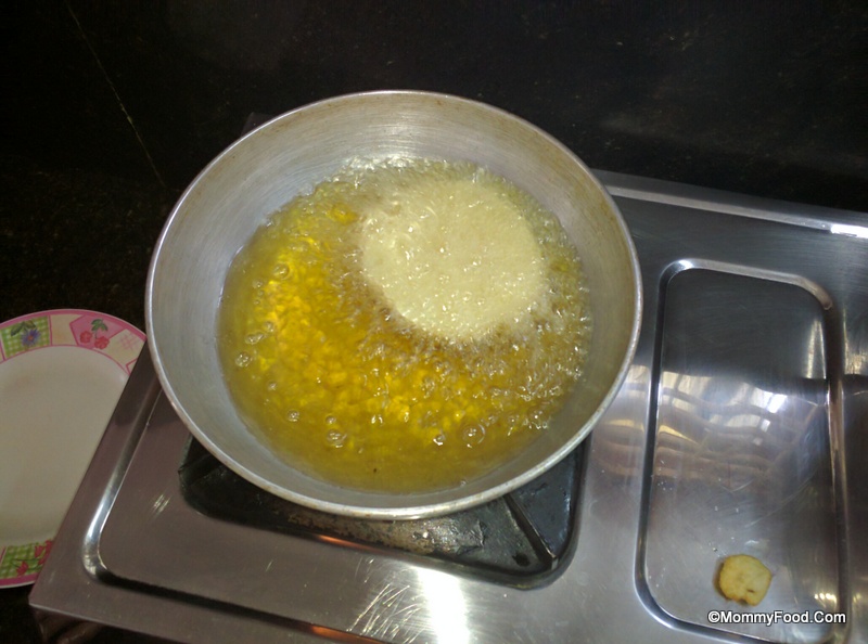 Jeera Poori - Step By Step Recipe In Pictures | MommyFood.Com